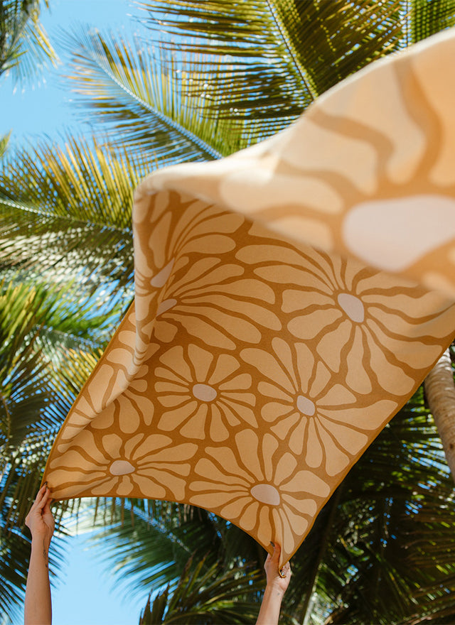 Original Towel: Cabana Stripe Beige – Nomadix